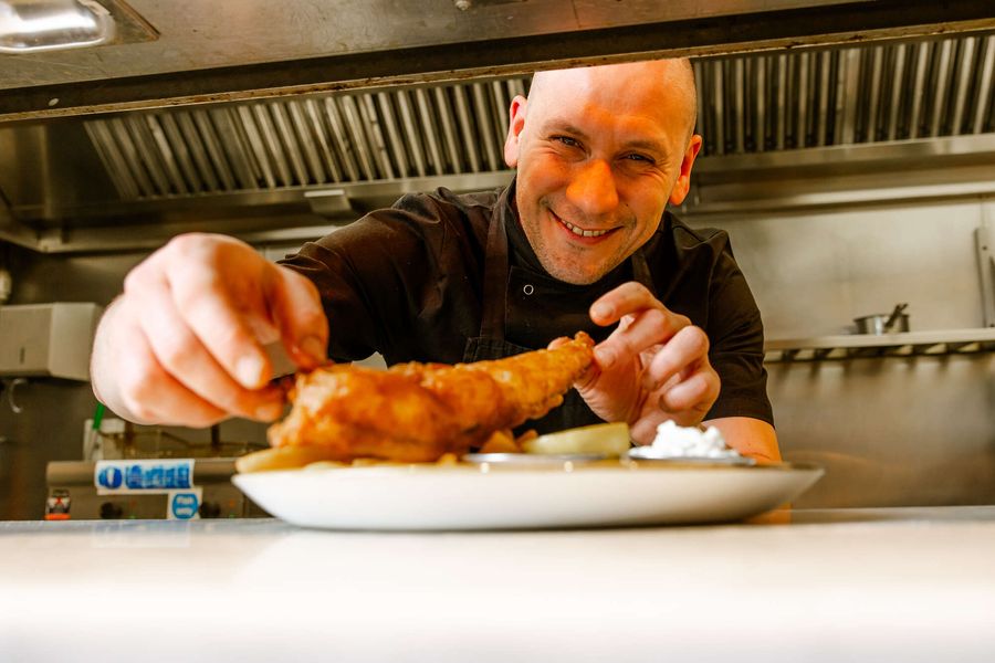 food and drink - Three Crowns
